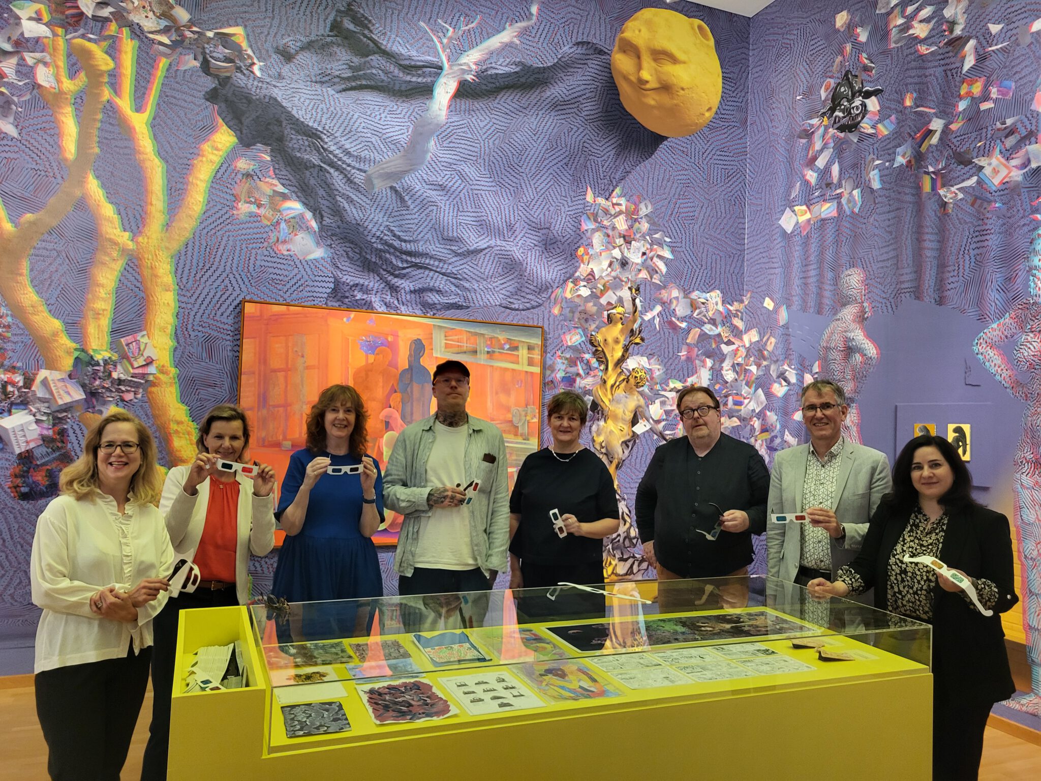 Hybride Wunderkammer mit Streuselbrötchen „Bibbes“, Apoll und Daphne - Euregio Aktuell